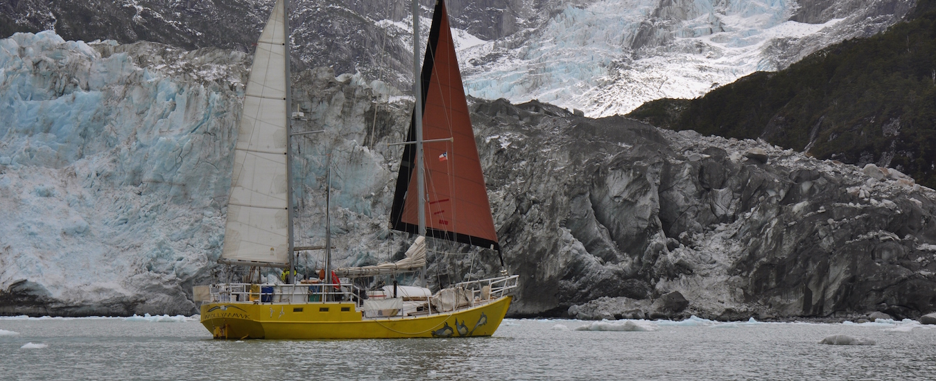 Cruising the Glaciers of the Beagle Channel – Yacht Mollymawk